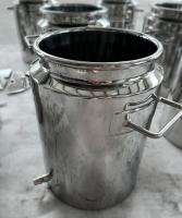 China Food Grade Stainless Steel 5L Vertical Milk Storage Tank - 304/316 Material, 3kg Weight for sale