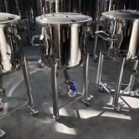 China Custom Made SUS304 316L Water Storage Tank with Wheels 1.5-2.0mm ISO Certified for sale
