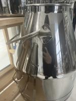 China Custom Stainless Steel 304 Milking Machine Bucket with Long Handles - Dairy Milk Storage Container for sale