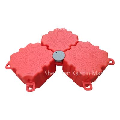 China Modular Floating Dock With 350kg/Sqm Load Capacity HDPE Jet Ski Dock For Marina Boat for sale