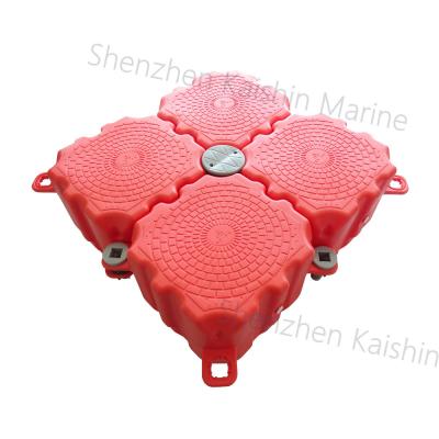 China 10-15 Years Durable Eco Friendly Modular Floating Platform Jet Ski Dock Plastic Floating Pontoon for sale