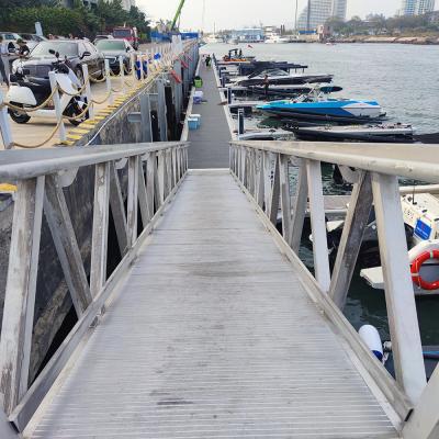 China 30cm Freeboard Marine Aluminum Gangways 6061-T6 For Floating Pontoon for sale