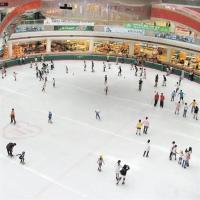 China White UHMW Polyethylene Plastic Sheet For Synthetic Ice Rinks Floor Anti Abrasion for sale