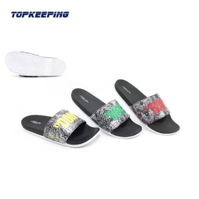 China Summer Trending Fashion Durable Male Adult Sliders Footwear For Man for sale