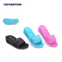 China EVA Pink Slide Sandal Blue Woman Cute Beach Slipper for sale