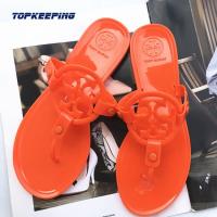 China Open Toe Jelly Slippers Womens Uk Summer Flat Black Sandal For Ladies for sale
