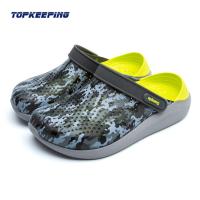 China 37-44 Stylish Quick Drying Garden Odm Men Wearing Clogs Lightweight Pvc for sale