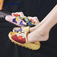 China Lightweight Unisex EVA Foam Cartoon Yezzy Slides for sale