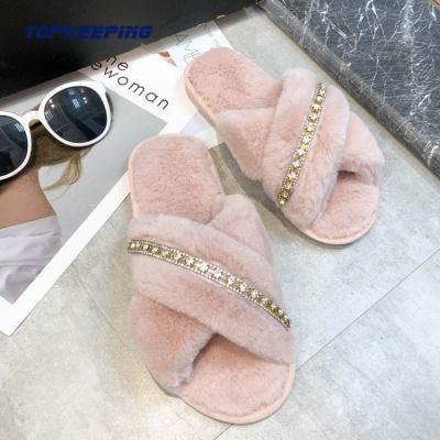 China EUR36 - 41 Warm Furry Luxury Fur Slippers For Women for sale