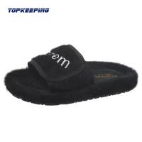 China Ladies Indoor Faux Fur Soft Fluffy Slippers For Winter for sale