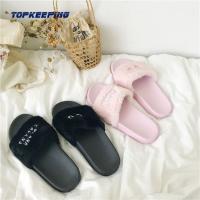China OEM ODM Acceptable Slip On Womens Furry Slide Slippers for sale