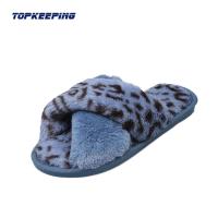 China Indoor Flat Heel Womens Fluffy Slides Size EUR36 - 41 for sale