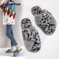China Indoor Flat Heel Womens Fluffy Slides Size EUR36 - 41 for sale