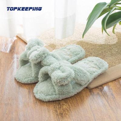 China Anti Slip EVA Sole Womens Fuzzy Slipper With Grid Bottom for sale