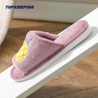 China Multi Color Womens Furry Slippers With Rubber Sole for sale