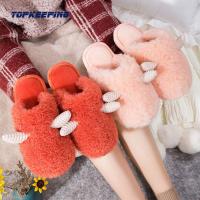 China Regular Fit Ladies Plush Indoor Slipper With Shock Absorbing Midsole for sale
