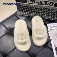 China 1D0029 Lady Wholesale Furry Fashion Fur Fluffy Slipper for sale