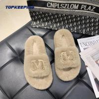 China 1D0029 Lady Wholesale Furry Fashion Fur Fluffy Slipper for sale