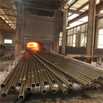 China Round Seamless Stainless Steel Pipe Cold Drawn Technique Customized for sale