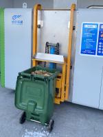 China Deodorant Garbage Disposal Machine 2000kg Organic Waste Grinding for sale