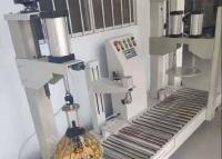 China Semi Automatic Paint Filling Machine High Viscosity Chemical Lubricants Paint Barrel Weighing for sale