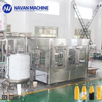 China 3 In 1 Automatic Juice Filling Machine 6000BPH / 500ML With Plastic Screw Cap for sale