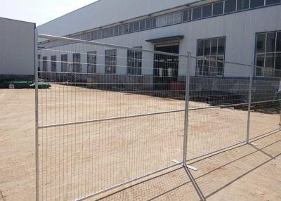 China Welded Wire Mesh Temporary Construction Fence Panels 6x9.5FT with 3.0-4.0mm Wire Diameter and 50x100mm Mesh for sale