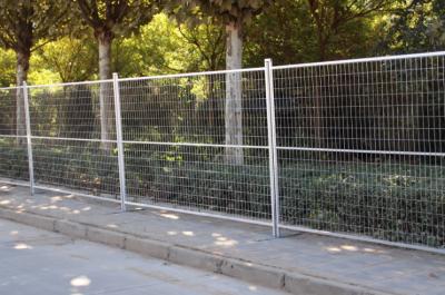 China 3.5mm Galvanized Temporary Site Fence Canada Standard 50x150mm Hole 6ft x 8ft Panel for sale