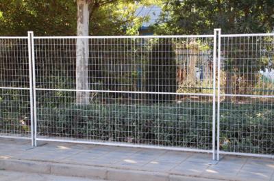 China PVC Coated 2.0m Height Canada Temporary Fence 75x150mm Welded Mesh Panel for sale