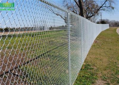 China Galvanized Chain Link Fence 6ft Height 50mm Mesh Opening Antirust Security Fencing for sale