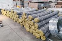 China Hot Dipped Galvanized Diamond Chain Link Fence 60x60mm Mesh 2.5mm Wire for sale