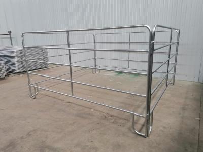 China Rodent Proof PVC Coated Livestock Fence Panels 1.17m Height 2400mm Length for sale