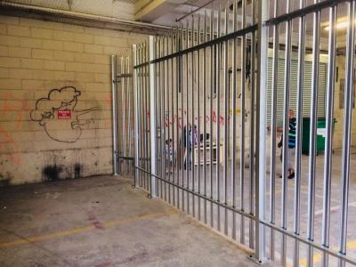 China PVC Coated Welded Wire Garden Fence 1.0-2.4m Height Ornamental Partition for sale