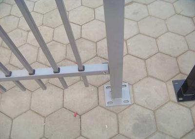 China Galvanized Tube Powder Coated Metal Mesh Garden Fence 1200mm-2400mm Height for sale
