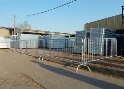 China Bridge Feet Crowd Control Barriers 1.2m Height with Hot-Dipped Galvanized Finish - Multiple Panel Sizes 914-1090mm for sale