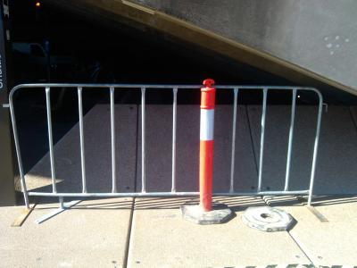 China Temporary Steel Crowd Control Barrier Fence 1.8m Height 2.0m Width Hot Dip Galvanized for sale