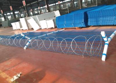 China Y-Shaped Column Airport Security Fencing H2400mm 3D Curved PVC Coated Wire Mesh 50x100mm Mesh for sale