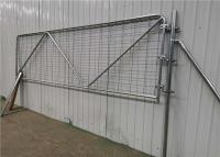 China Hot Dip Galvanized 2.5m Weld Mesh Farm Fence Gate - 3'-16' Length, 400g/m² Zinc Coating for sale