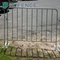 China Hot Dipped Galvanized Steel Pedestrian Barrier 2.1m x 1.1m Crowd Control Fence for sale