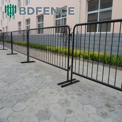 China Steel Concert Crash Crowd Control Barriers Barricade 2.1m x 1.1m Hot Dipped Galvanized for sale