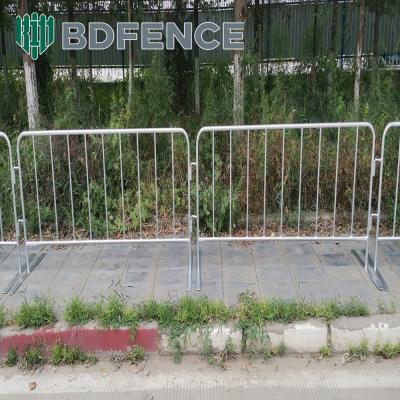 China Hot Dipped Galvanized Steel Crowd Control Barrier 2.1m x 1.1m Temporary Pool Fence for sale