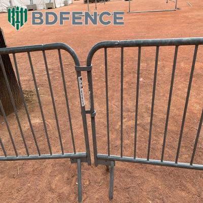 China Heavy Duty Galvanized Temporary Perimeter Fencing 2.4m x 2.95m Crowd Control Barrier for sale