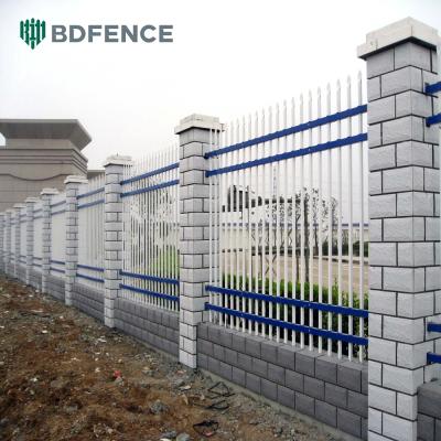 China Hot Dip Galvanized Tubular Steel Fence 1.2-2.5mm Wall Corrosion Resistant 1.5m Height for sale