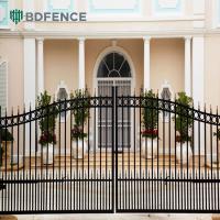 China Eco-Friendly Tubular Steel Fence 85-90% Recycled Content 1.2m-2.4m Height Customizable for sale
