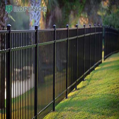 China Lockable Square Hole Tubular Steel Fence 1.5m-2.4m Height Key Included for sale