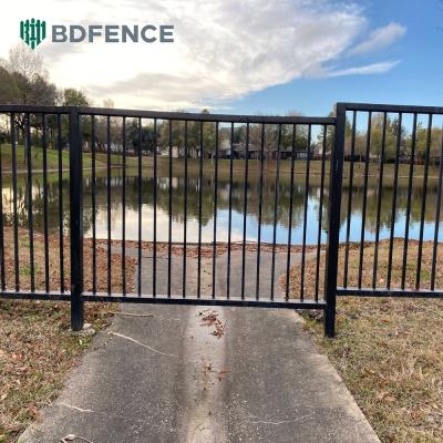 China Historic Style Tubular Steel Fence Vintage Charm 1.5m-2.4m Height Customizable for sale