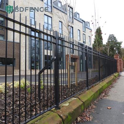 China Galvanized Tubular Steel Fence Panel 1.8x2.4m Q195 Q235 Security Fencing for sale