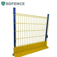 China Custom Edge Protection Barrier with Toeboard 1100x2400mm Welded Wire Mesh for Construction Safety for sale