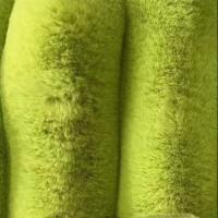 China Custom Color Fluffy Faux Fur Fabric High Static Resistance Soft Polyester Textile for sale