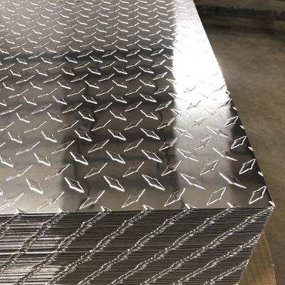 China 8x4 Sheet Aluminium Chequer Plate aluminium tread plate 2mm black aluminium checker plate for sale